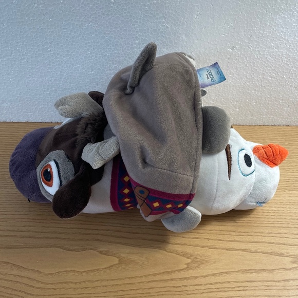 Flip a Zoo | Toys | Disney Flip A Zoo Frozen Plush Sven And Olaf ...